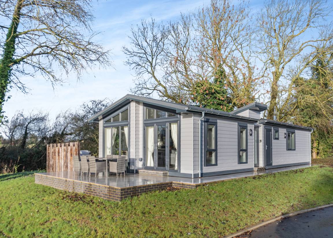 Chalet ∙ 4 Slaapkamers ∙ 8 Gasten - Cotswolds