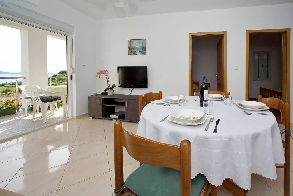 55 M² Ferienwohnung ∙ 2 Schlafzimmer ∙ 5 Gäste - Bibinje