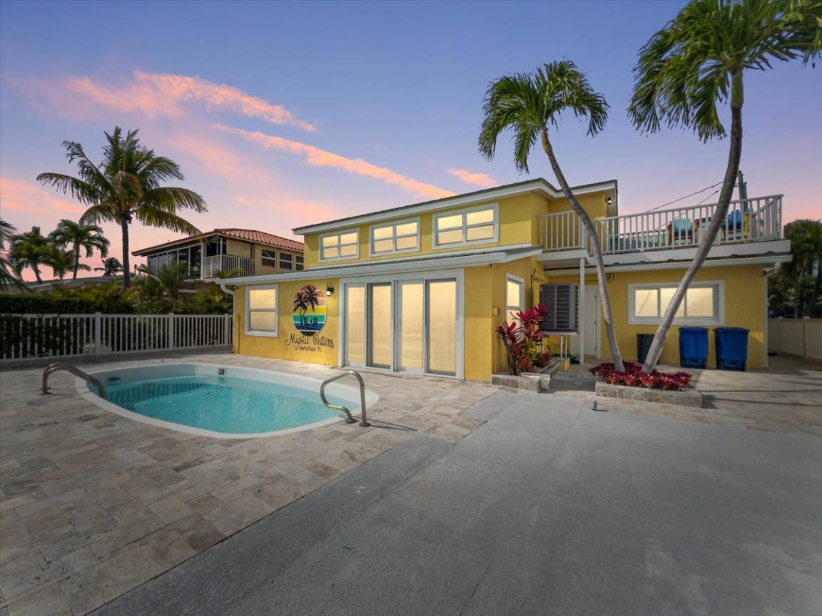 158 M² House ∙ 4 Bedrooms ∙ 10 Guests - Key Colony Beach, FL