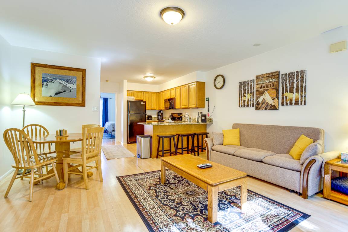 60 M² Apartamento ∙ 1 Habitación ∙ 4 Huéspedes - Ogden, UT