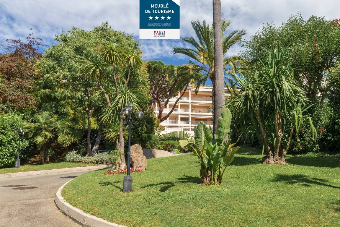 130 M² Apartment ∙ 3 Bedrooms ∙ 6 Guests - Cannes
