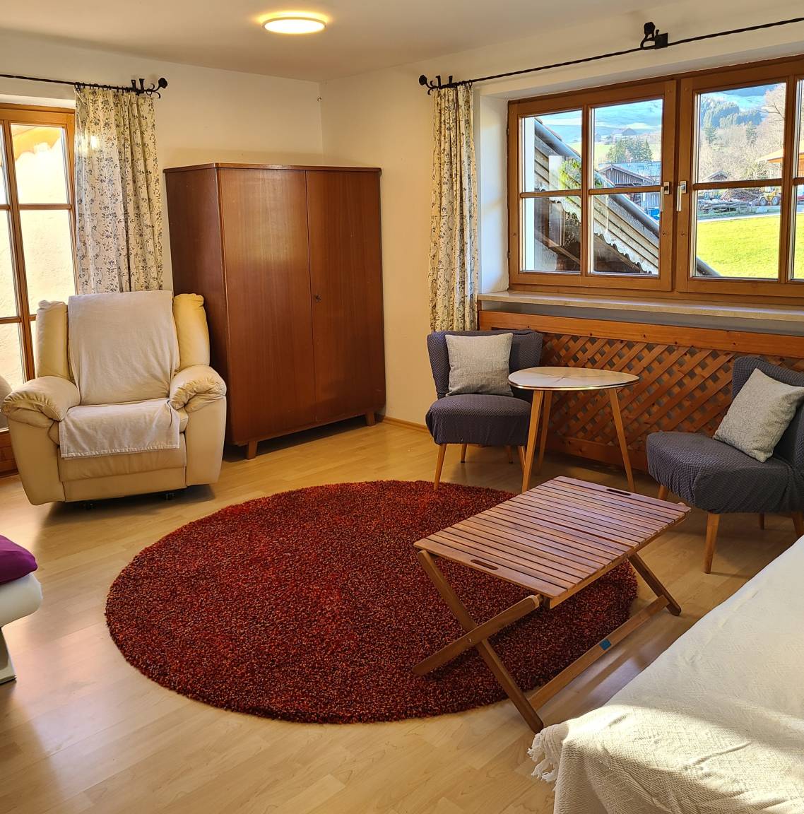 70 M² Ferienwohnung ∙ 2 Schlafzimmer ∙ 7 Gäste - Piding