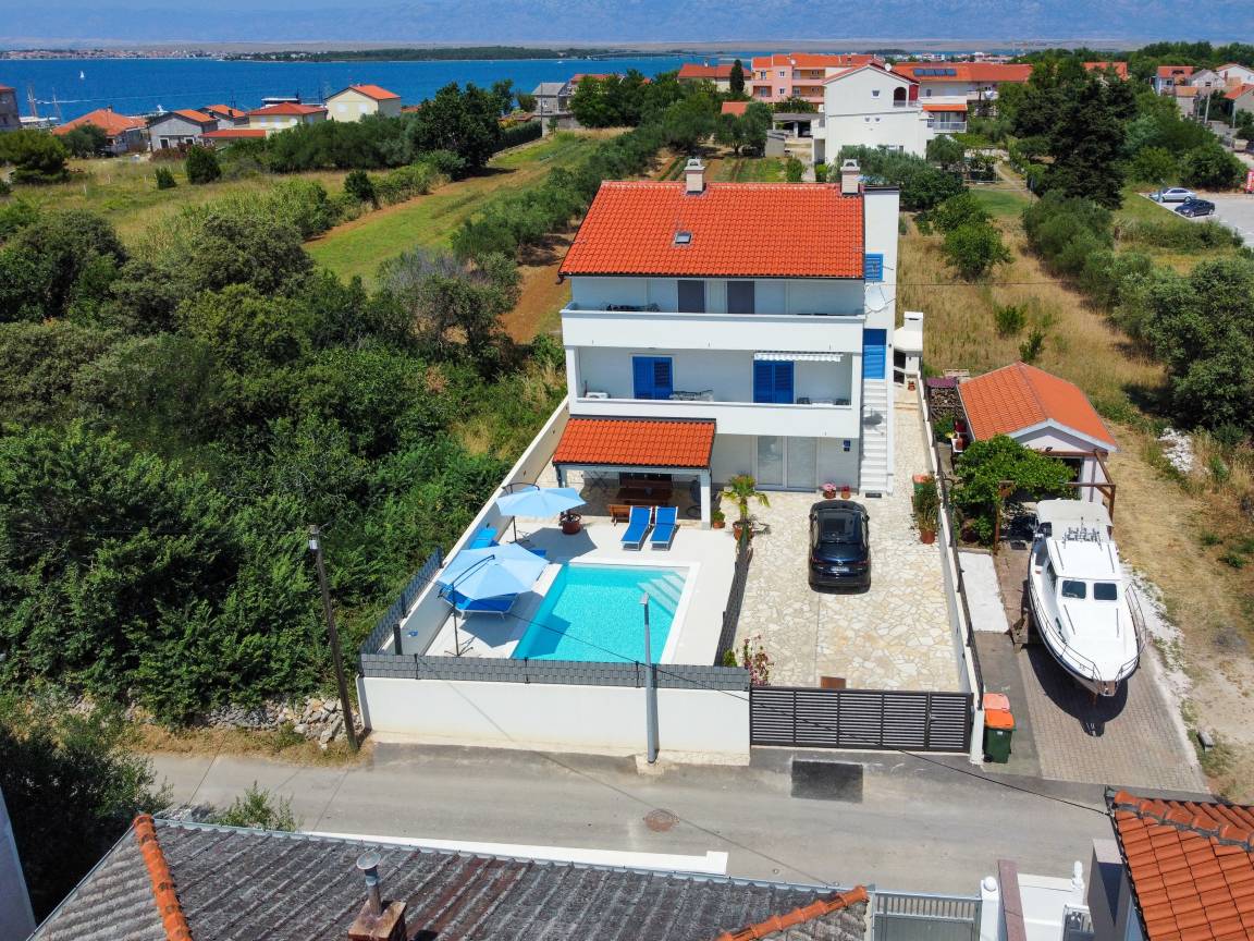 56 M² Apartment ∙ 2 Bedrooms ∙ 4 Guests - Vir