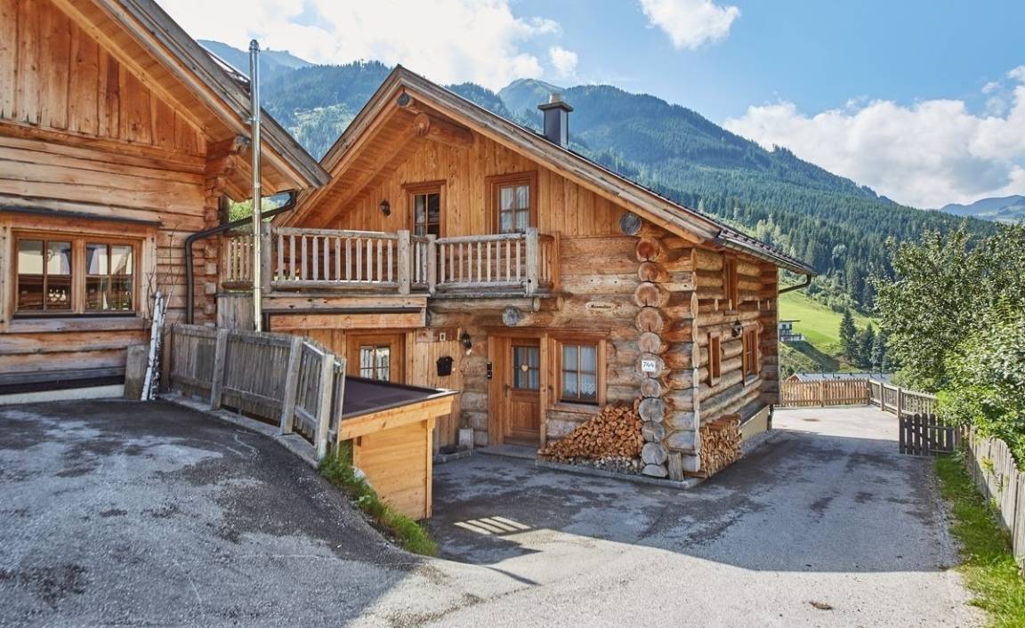 100 M² Ferienhaus ∙ 4 Schlafzimmer ∙ 8 Gäste - Saalbach