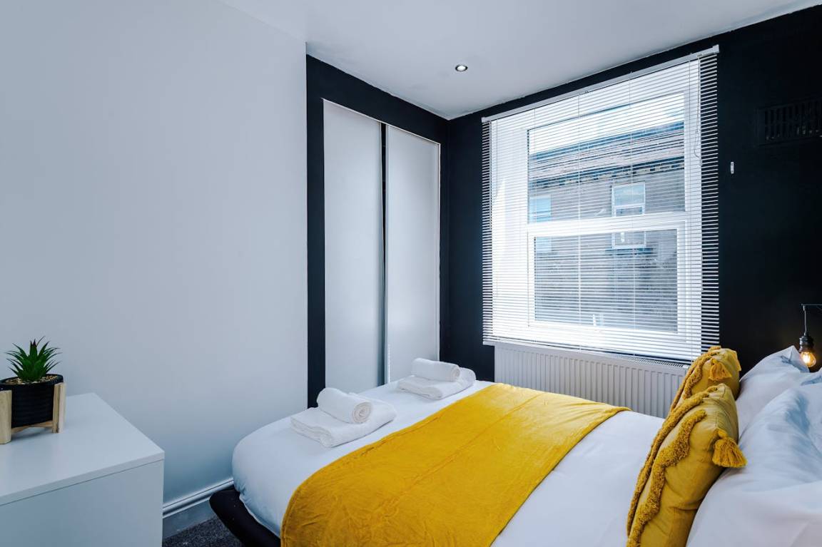 100 M² House ∙ 1 Bedroom ∙ 4 Guests - Halifax