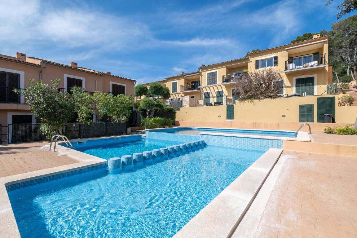 240 M² Ferienhaus ∙ 4 Schlafzimmer ∙ 8 Gäste - Cala Rajada