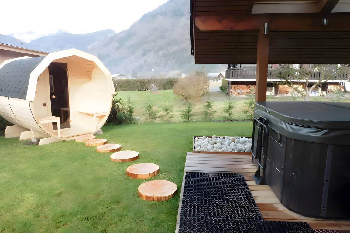 155 M² Chalet ∙ 5 Chambres ∙ 14 Personnes - Samoëns