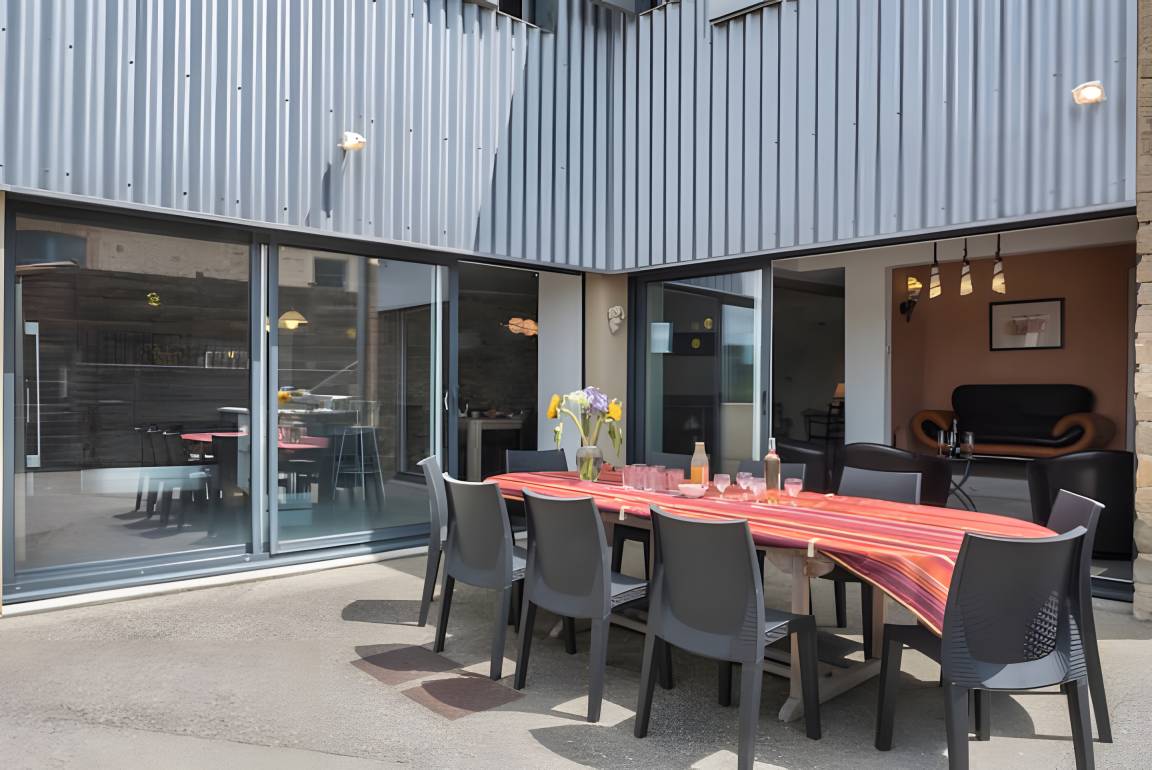 200 M² Ferienhaus ∙ 5 Schlafzimmer ∙ 10 Gäste - Limoux