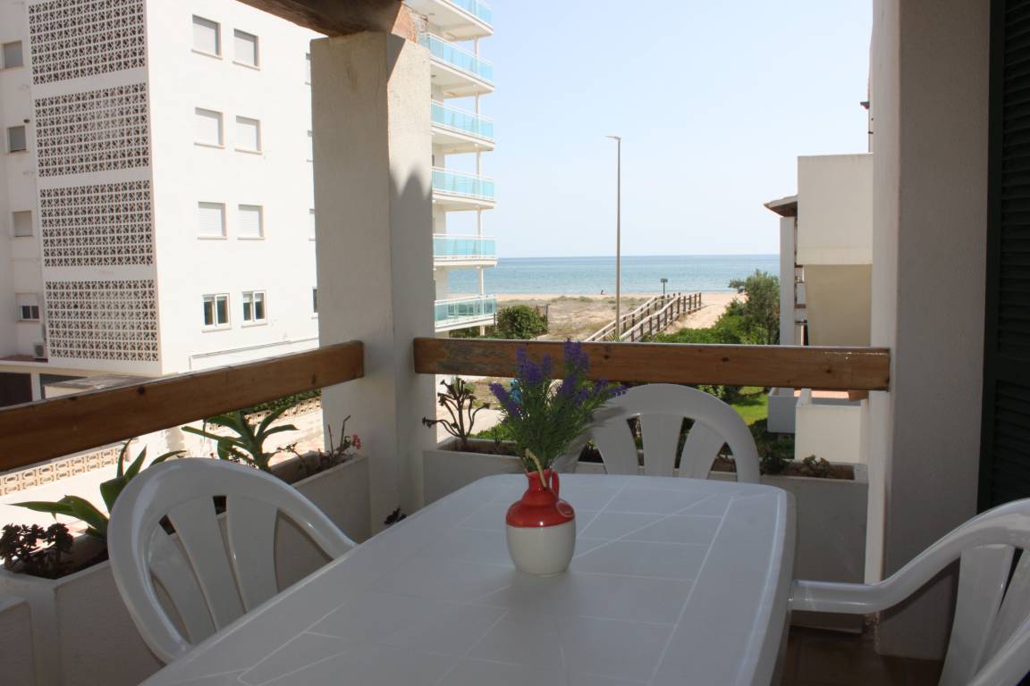 79 M² Apartamento ∙ 3 Habitaciones ∙ 6 Huéspedes - Gandía