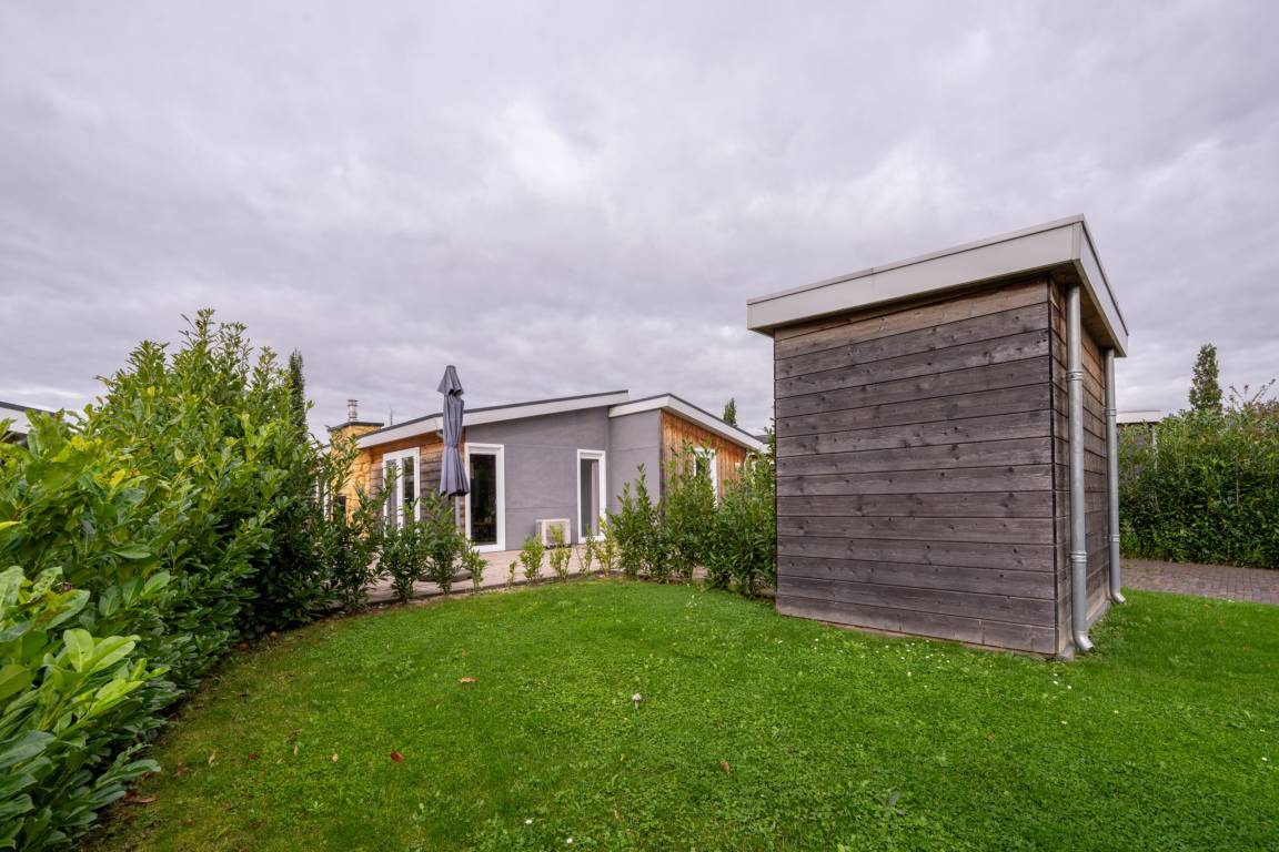 75 M² Vakantiepark ∙ 2 Slaapkamers ∙ 4 Gasten - Maasmechelen