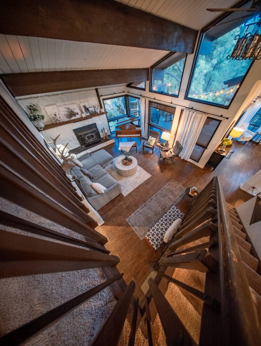 291 M² Cabin ∙ 5 Bedrooms ∙ 16 Guests - Big Bear Lake, CA