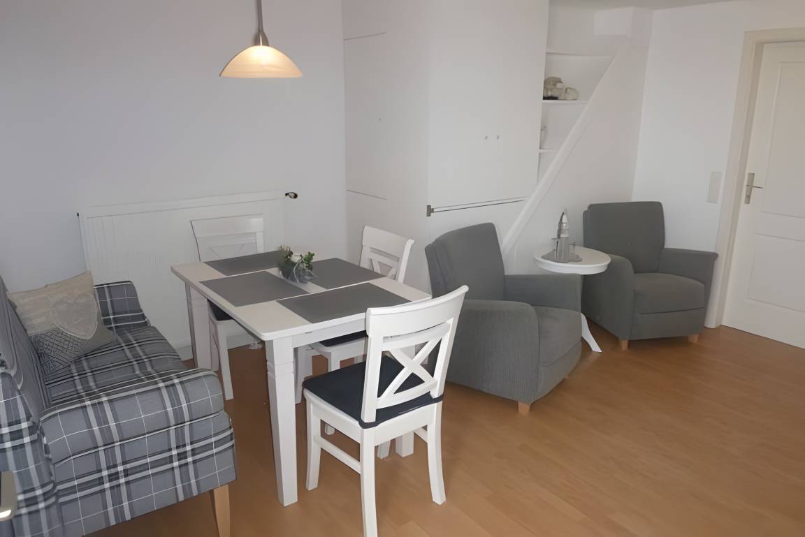 36 M² Ferienwohnung ∙ 2 Schlafzimmer ∙ 4 Gäste - Langeneß