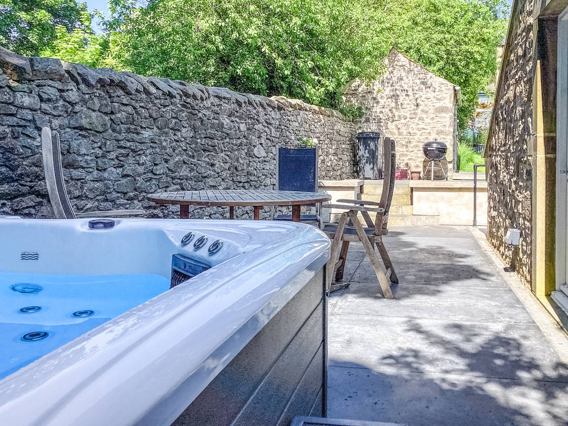 Cottage ∙ 1 Bedroom ∙ 2 Guests - Settle