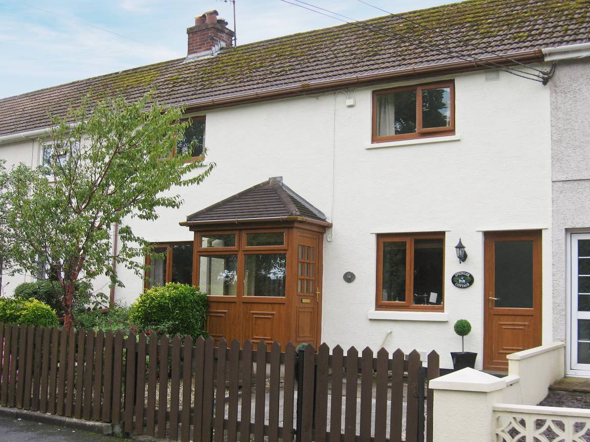 Cottage ∙ 3 Bedrooms ∙ 6 Guests - Laugharne