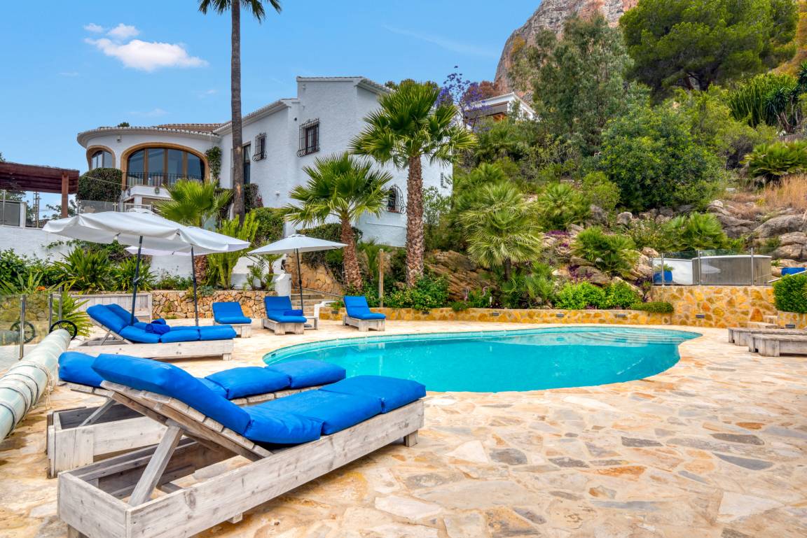 460 M² Villa ∙ 7 Habitaciones ∙ 14 Huéspedes - Denia