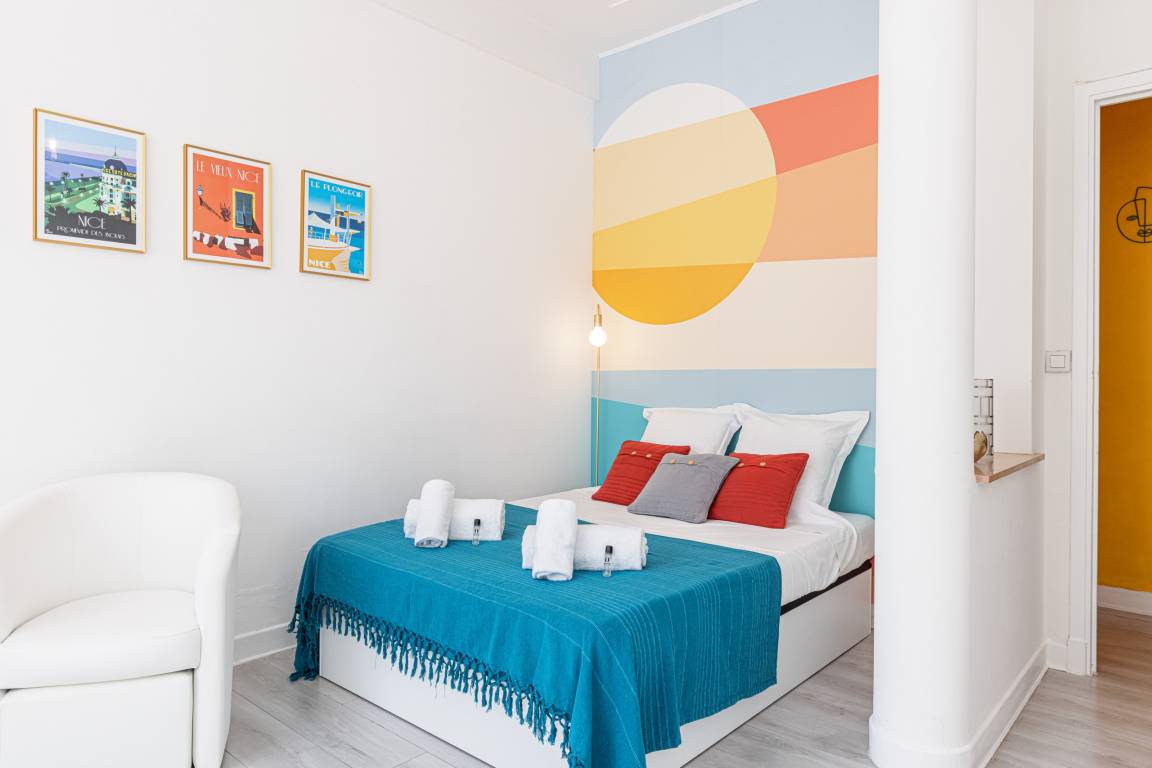 26 M² Studio ∙ 2 Personnes - ibis Nice Centre Gare