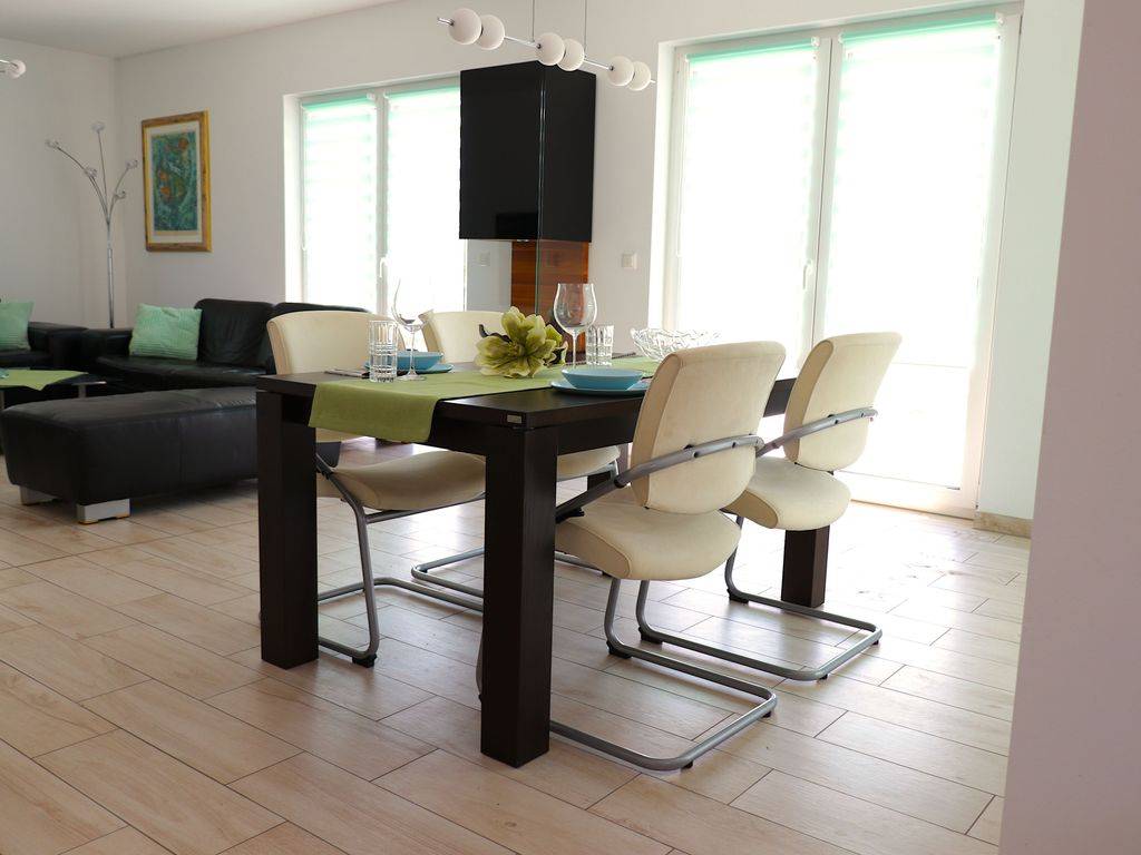 111 M² Bungalow ∙ 2 Chambres ∙ 4 Personnes - Lauchhammer