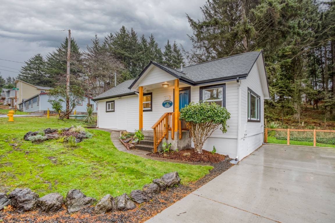 82 M² House ∙ 3 Bedrooms ∙ 6 Guests - Chinook Winds Casino Resort