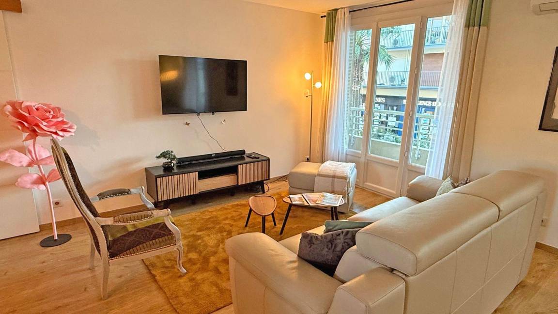 75 M² Apartamento ∙ 2 Habitaciones ∙ 5 Huéspedes - Saint-Tropez