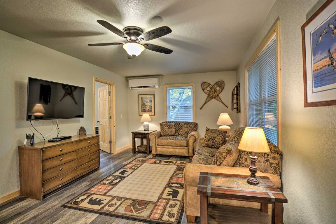 71 M² Casa ∙ 2 Habitaciones ∙ 6 Huéspedes - Burt Lake, MI