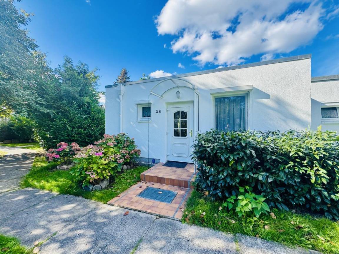 48 M² Huis ∙ 1 Slaapkamer ∙ 4 Gasten - Rostock