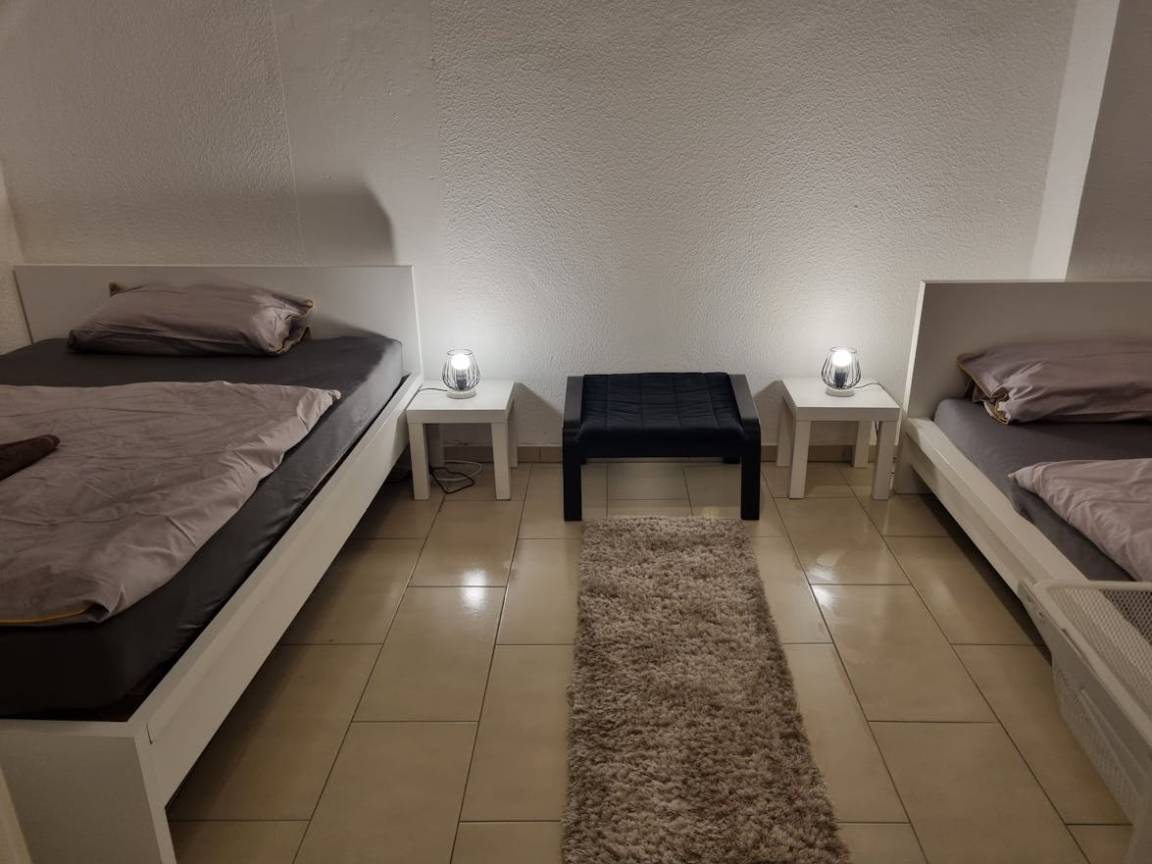 57 M² Apartment ∙ 2 Bedrooms ∙ 5 Guests - Essen