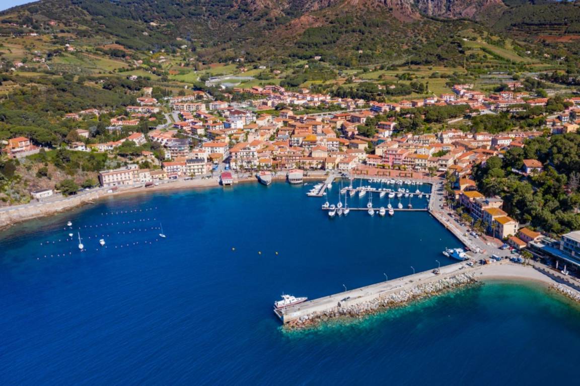 60 M² Ferienwohnung ∙ 2 Schlafzimmer ∙ 4 Gäste - Porto Azzurro