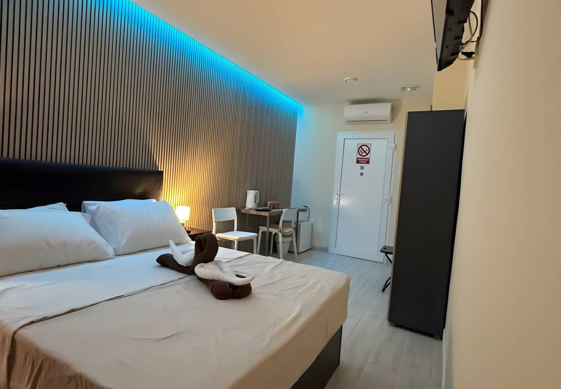 25 M² Aparthotel ∙ 1 Schlafzimmer ∙ 2 Gäste - Torrevieja