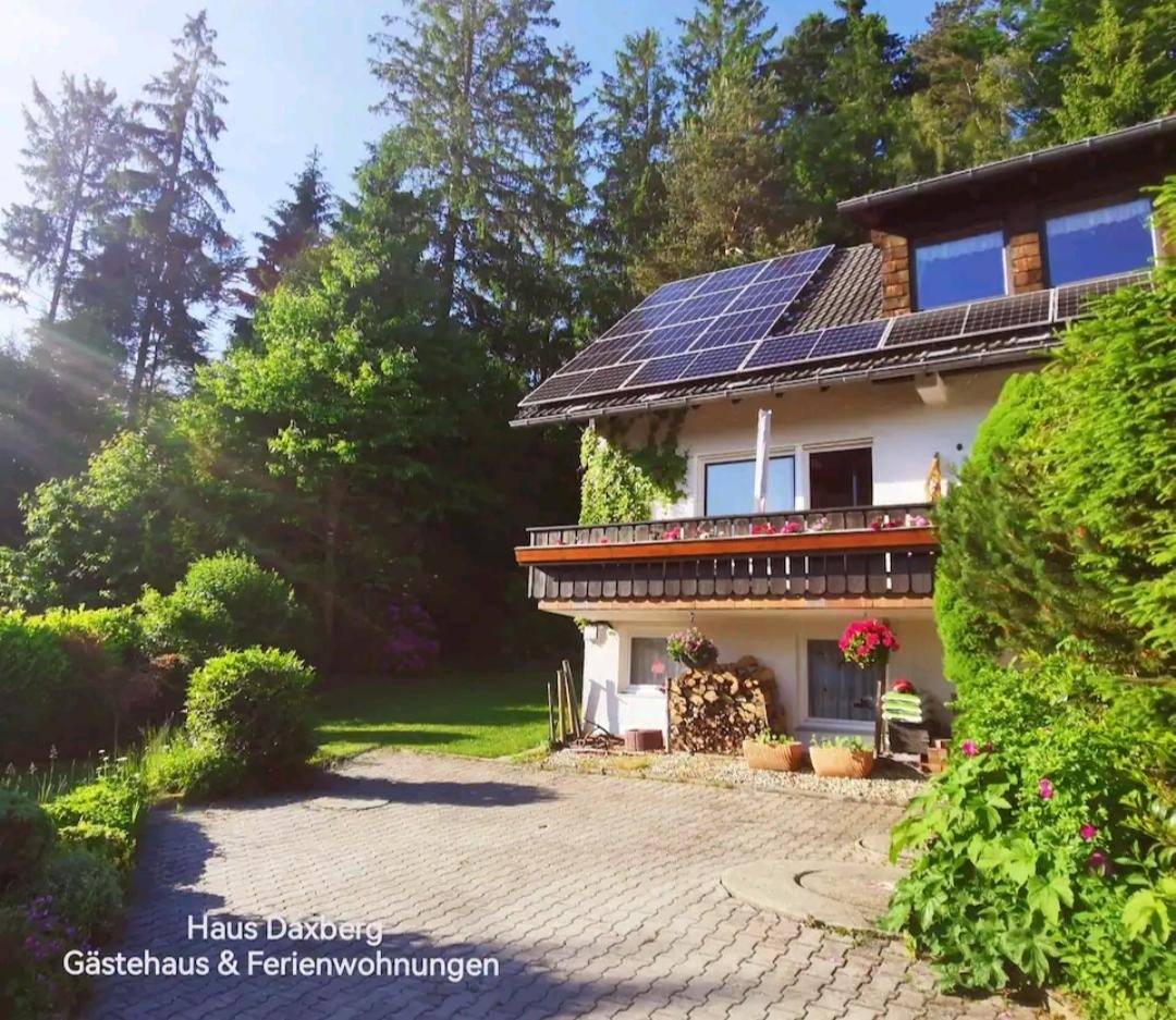 67 M² Ferienwohnung ∙ 1 Schlafzimmer ∙ 6 Gäste - Grafenau
