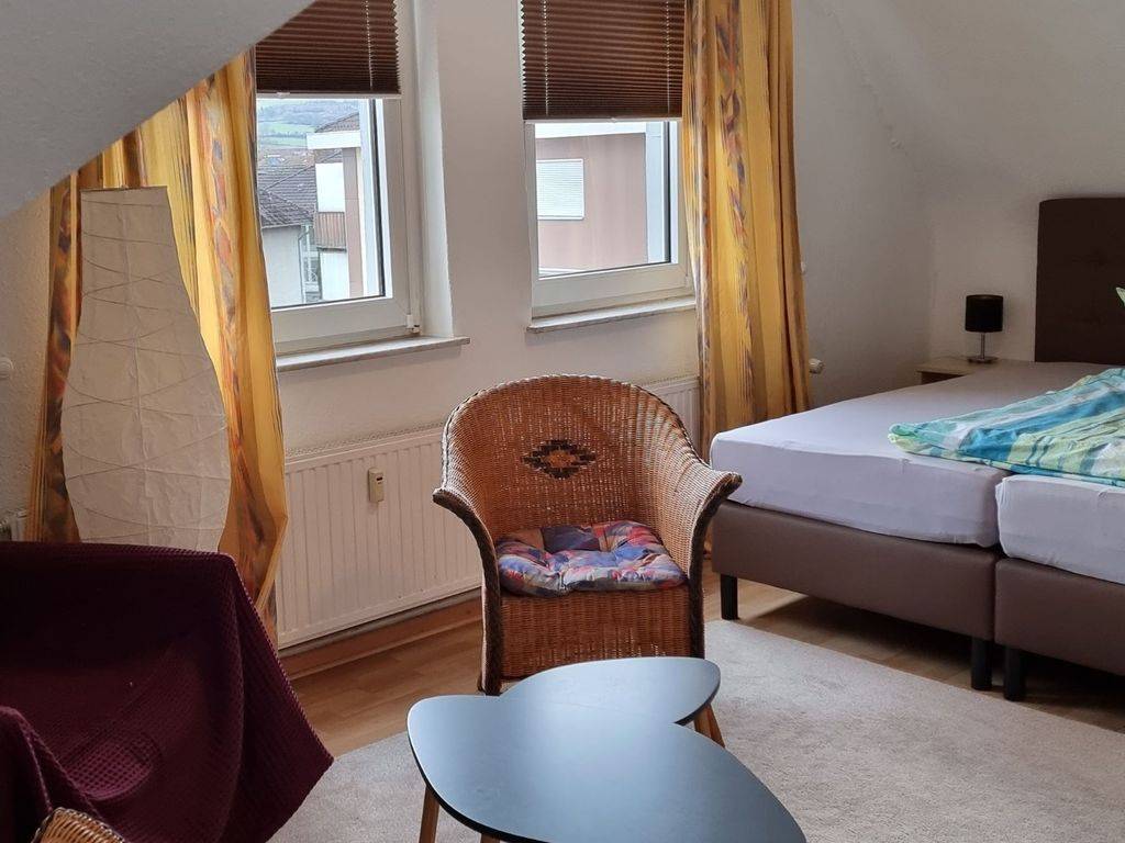 75 M² Ferienwohnung ∙ 2 Schlafzimmer ∙ 3 Gäste - Bad Pyrmont
