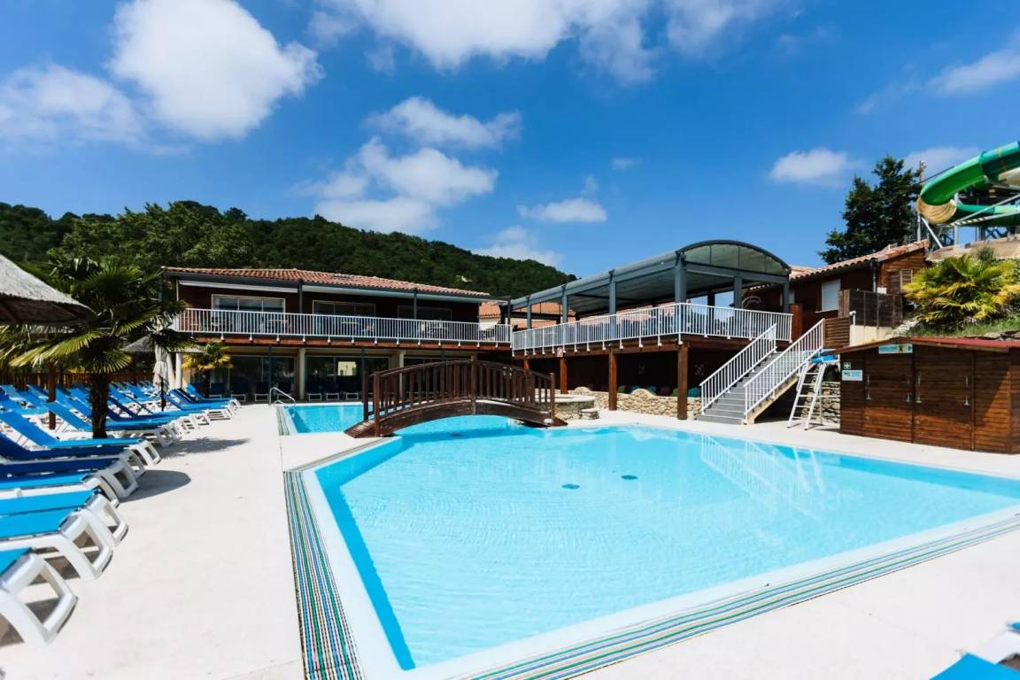 32 M² Mobil-home ∙ 3 Chambres ∙ 6 Personnes - Drôme