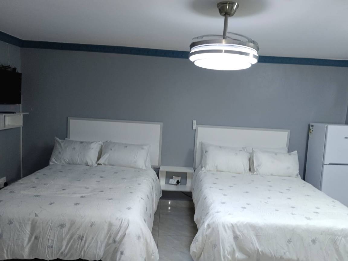 120 M² Appartement ∙ 1 Chambre ∙ 4 Personnes - Durban