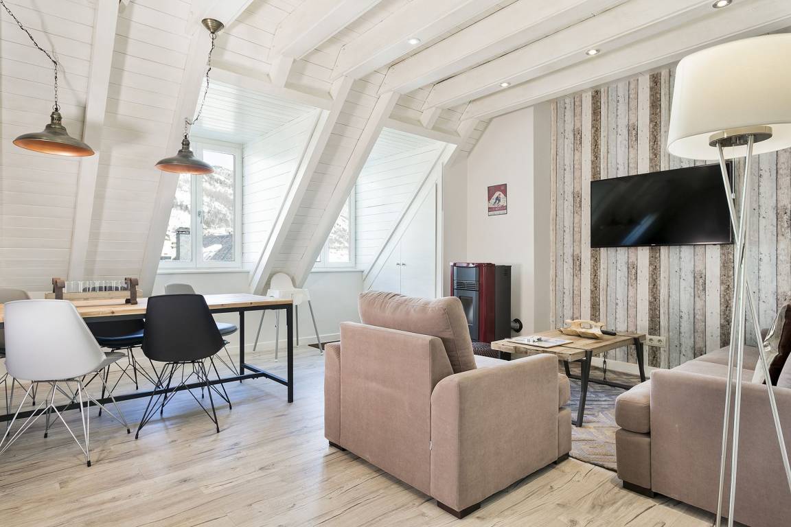 84 M² Apartment ∙ 2 Bedrooms ∙ 5 Guests - Vielha