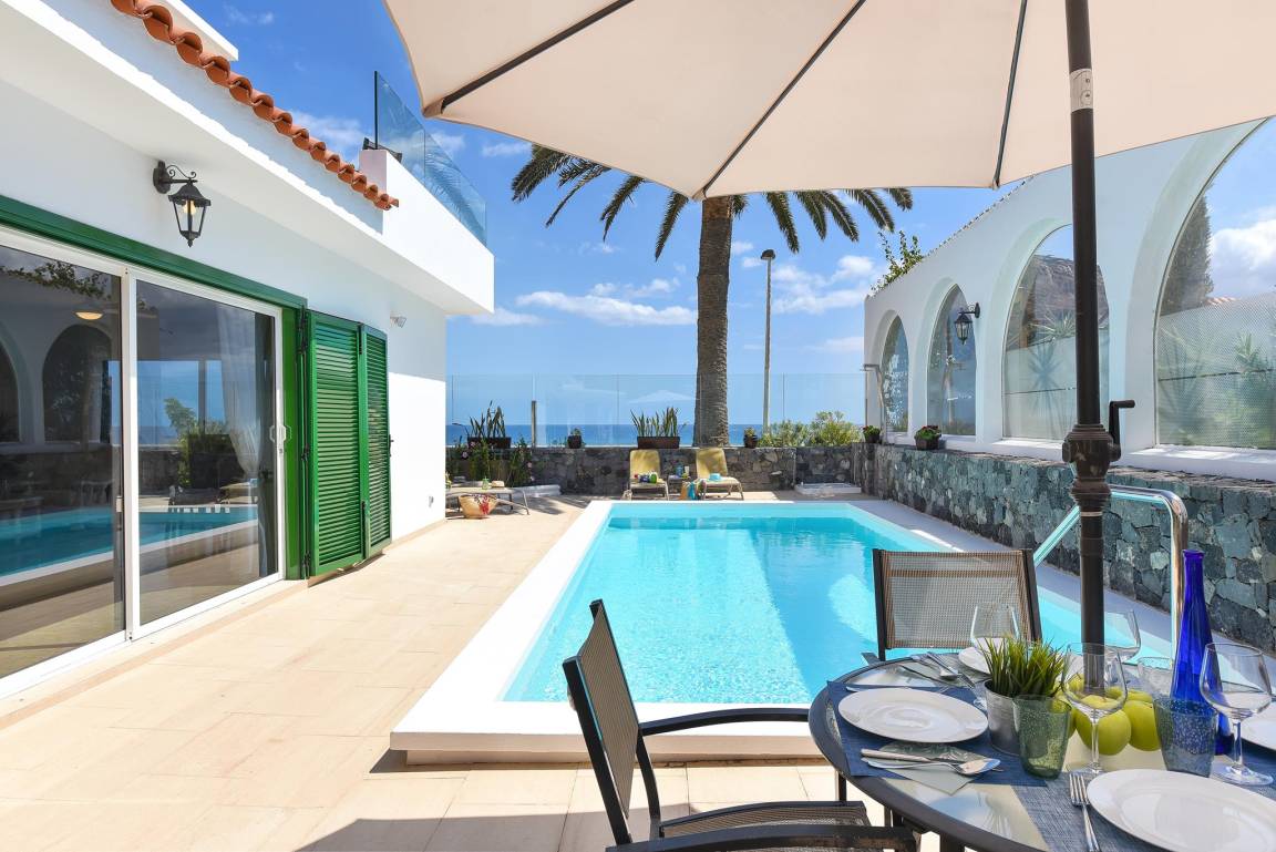 130 M² Chalet ∙ 3 Habitaciones ∙ 6 Huéspedes - Playa del Inglés