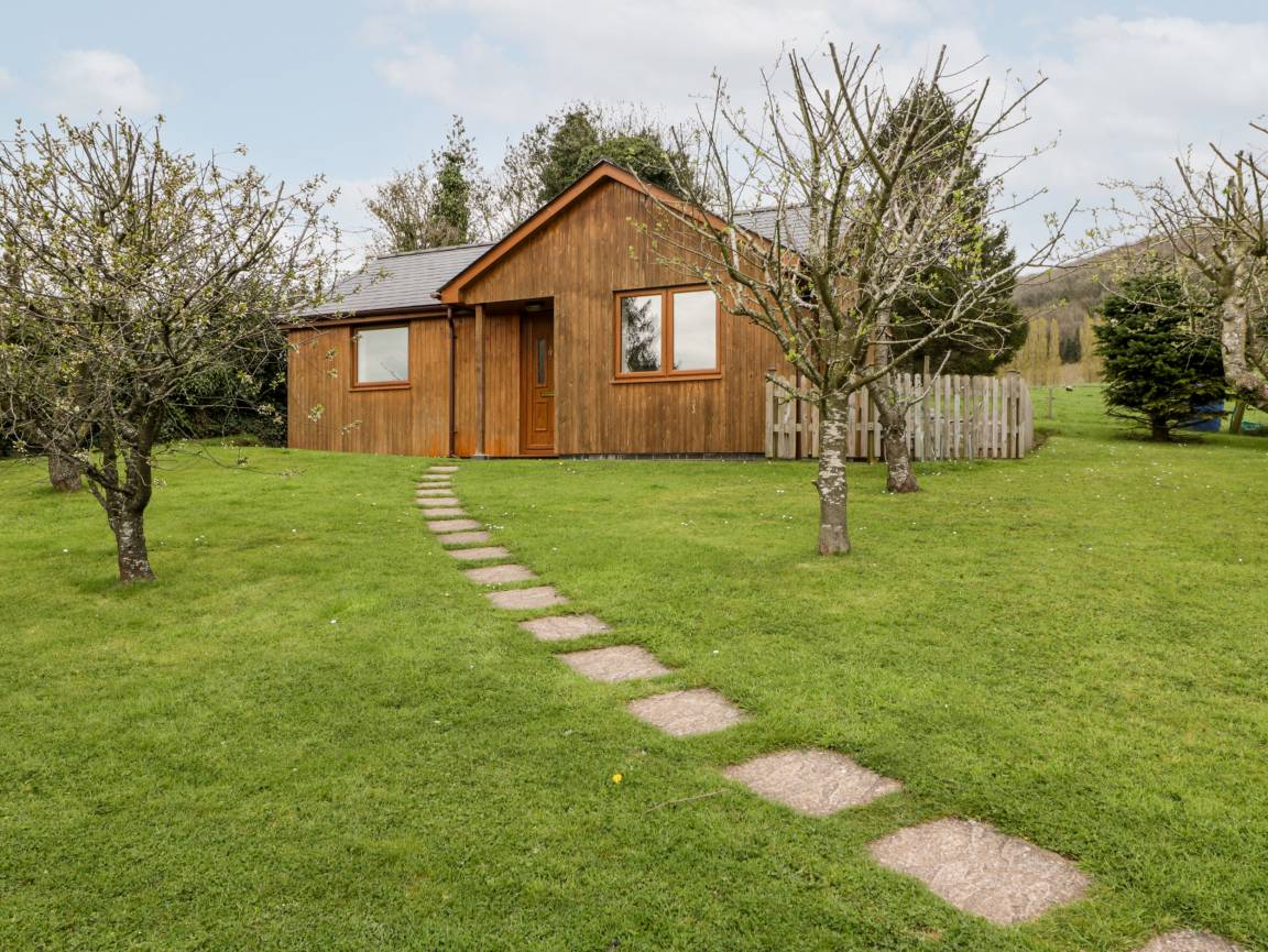 Cottage ∙ 2 Bedrooms ∙ 4 Guests - Ledbury