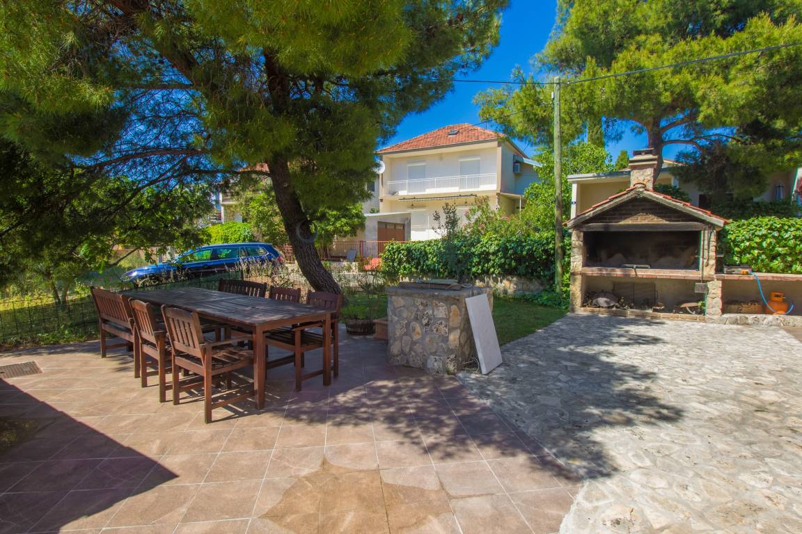 94 M² Apartment ∙ 3 Bedrooms ∙ 8 Guests - Tisno