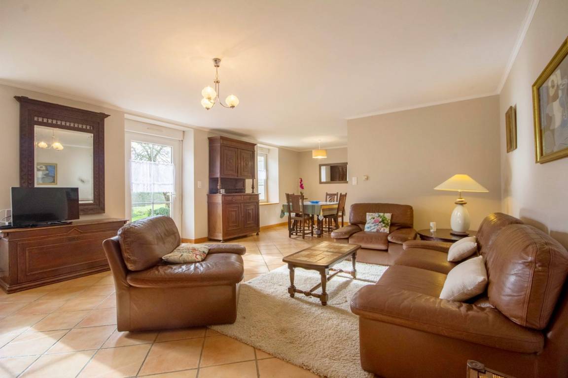 75 M² Gîte ∙ 2 Chambres ∙ 4 Personnes - Baud