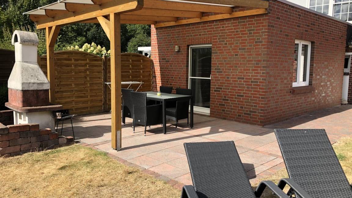 93 M² Ferienwohnung ∙ 2 Schlafzimmer ∙ 4 Gäste - Apen