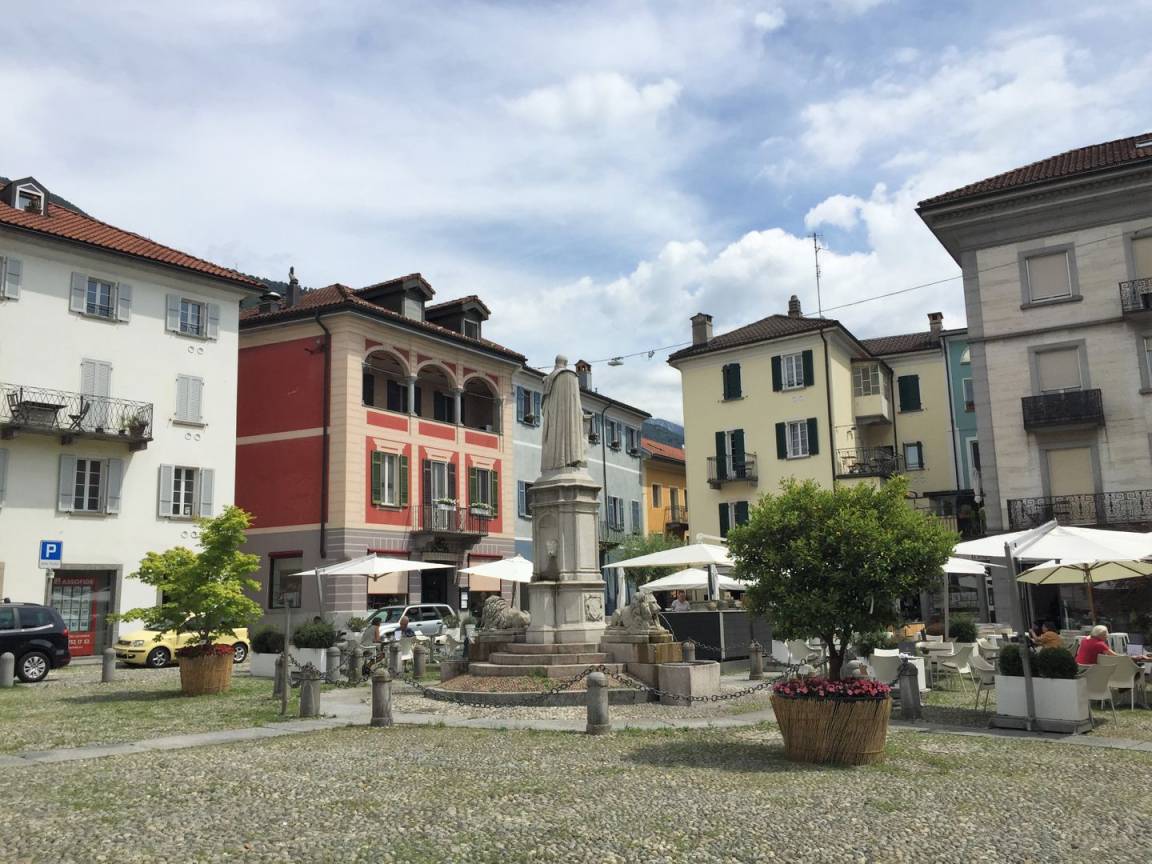 60 M² Apartamento ∙ 1 Habitación ∙ 4 Huéspedes - Locarno
