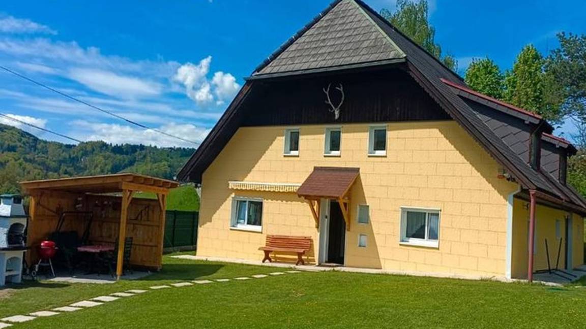 180 M² Ferienhaus ∙ 4 Schlafzimmer ∙ 8 Gäste - Gmunden