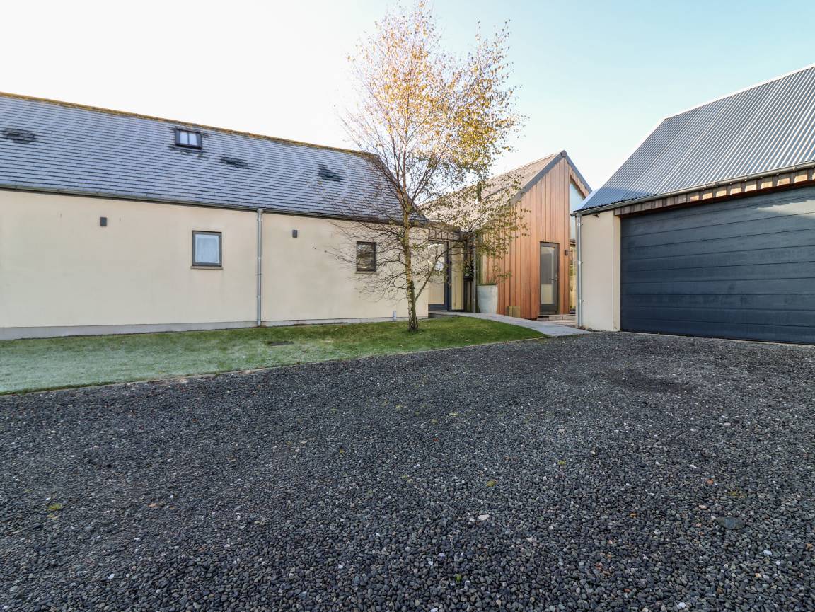 Cottage ∙ 4 Bedrooms ∙ 8 Guests - Aberdeen