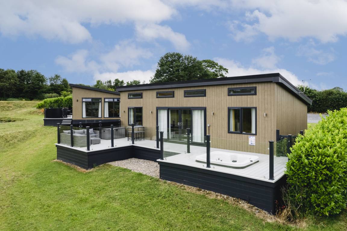 800 M² Lodge ∙ 2 Bedrooms ∙ 4 Guests - Wales