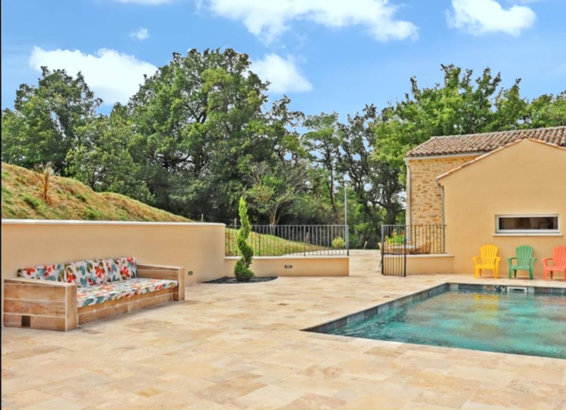 110 M² Villa ∙ 3 Bedrooms ∙ 6 Guests - Crest