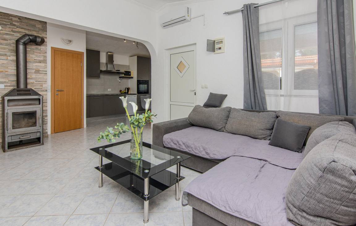 73 M² Ferienwohnung ∙ 2 Schlafzimmer ∙ 4 Gäste - Vir