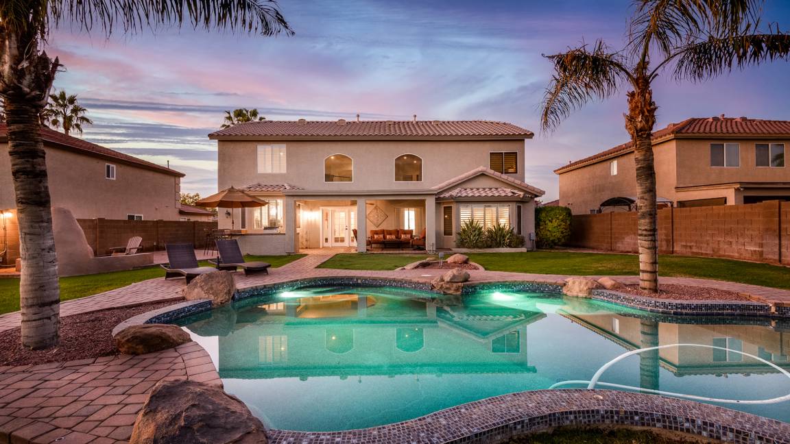 Casa ∙ 4 Habitaciones ∙ 8 Huéspedes - Gilbert, AZ