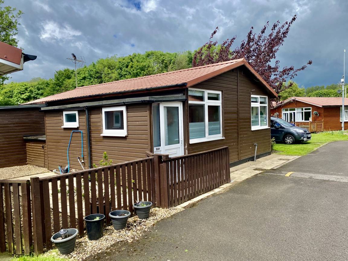 90 M² Chalet ∙ 3 Bedrooms ∙ 6 Guests - Bridlington