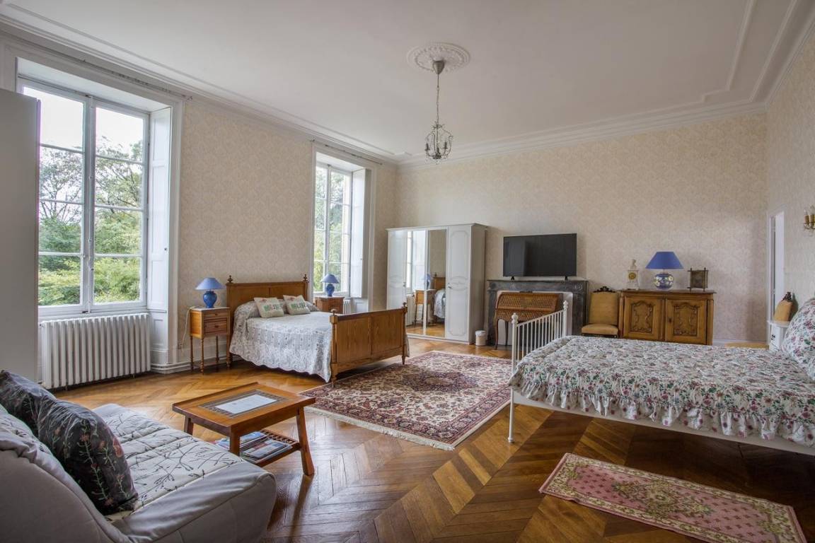 70 M² Chambre D'hôtes ∙ 2 Chambres ∙ 7 Personnes - Fontenay-le-Comte