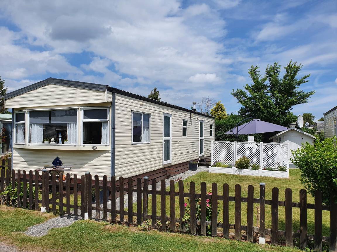35 M² Ferienhaus ∙ 2 Schlafzimmer ∙ 4 Gäste - Kamperland