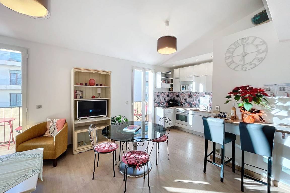 80 M² Apartment ∙ 3 Bedrooms ∙ 7 Guests - Cannes