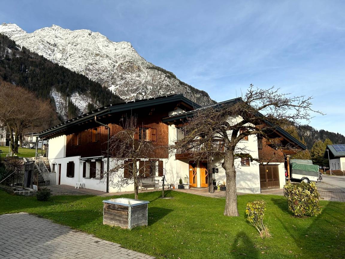 55 M² Ferienwohnung ∙ 1 Schlafzimmer ∙ 3 Gäste - Tschagguns